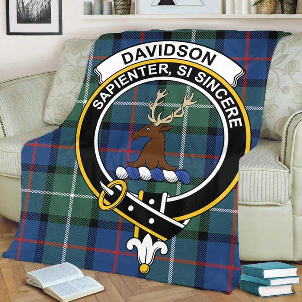 Davidson of Tulloch Tartan Crest Premium Blanket – Tartan Clans